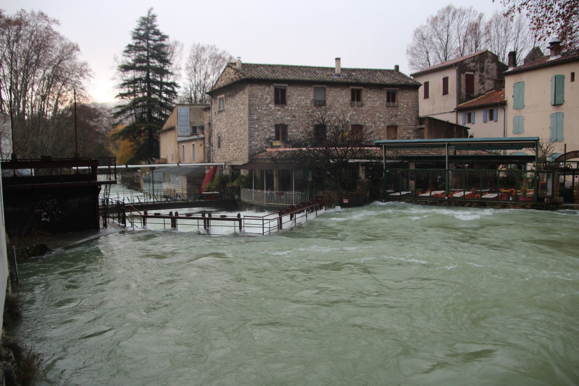 La crue des Sorgues du 4 décembre 2019 vue du ciel - LaSorgue.fr